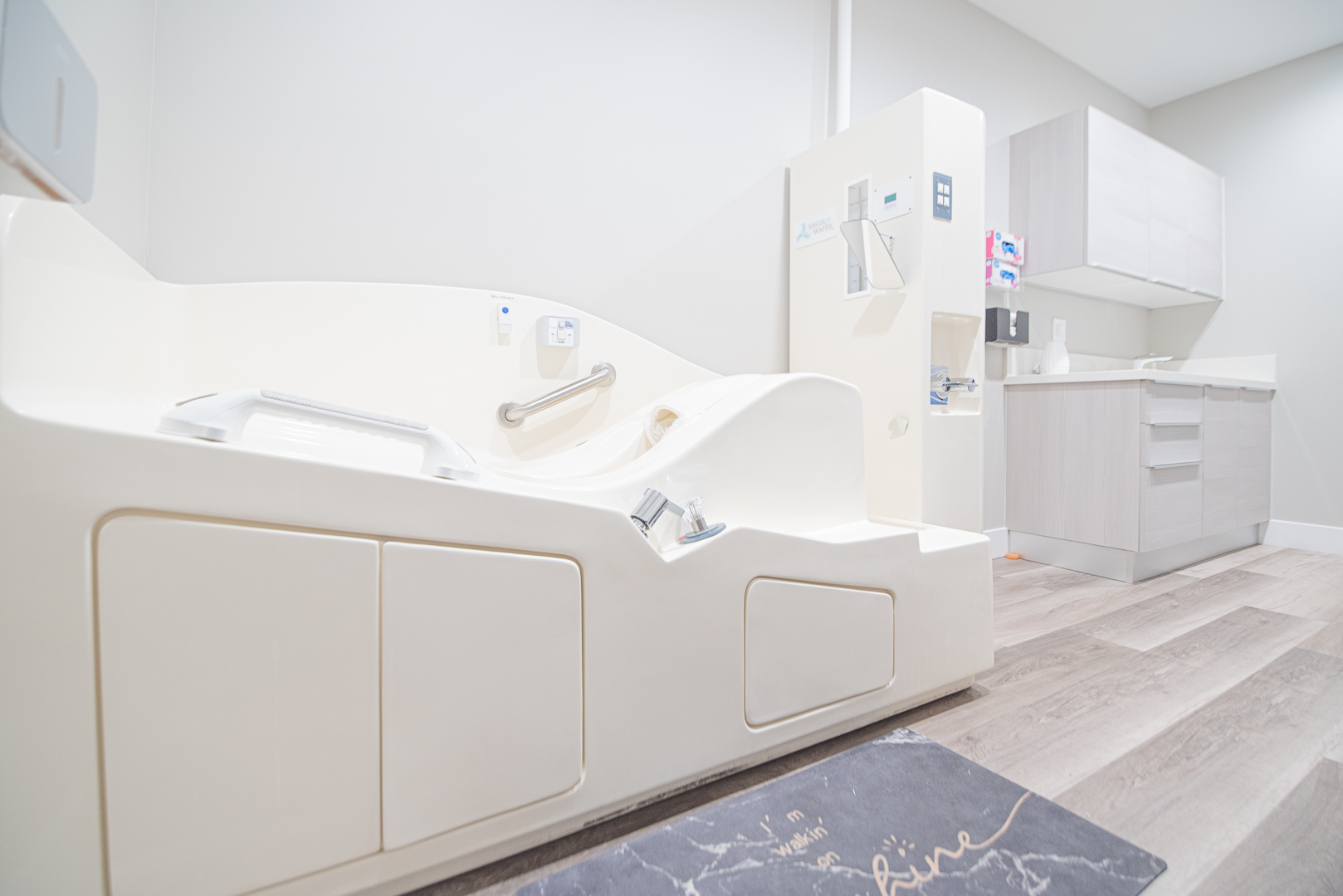 Water Cube Rejuvenation Center | Services